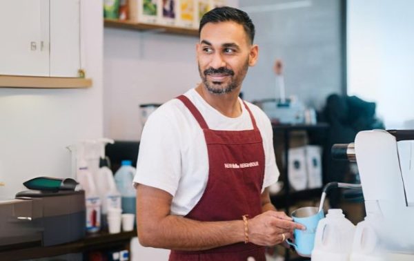 Best Café for Specialty Coffee & Brunch Montmorency | New Neighbour
